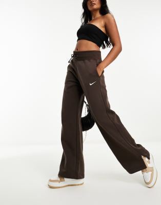 Nike Phoenix Fleece wide leg sweatpants in brown | ASOS