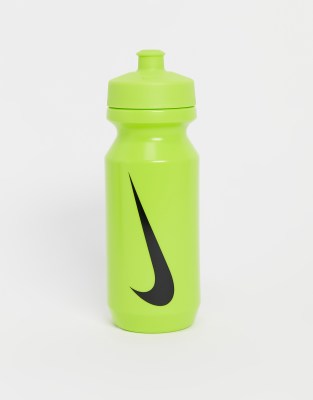 Nike Swoosh water bottle in green 650ml | ASOS