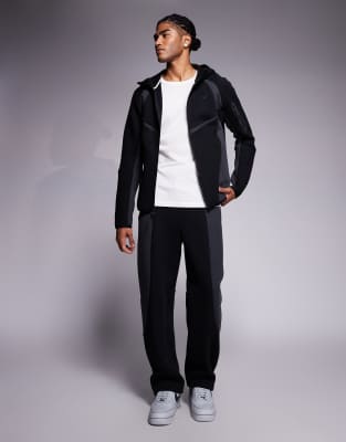 Nike - Tech Fleece Pro - Tuta sportiva tecnica in pile grigio e nero | ASOS
