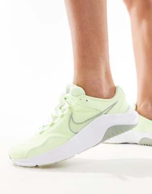 Nike Training Legend Essential 3 trainers in green | ASOS