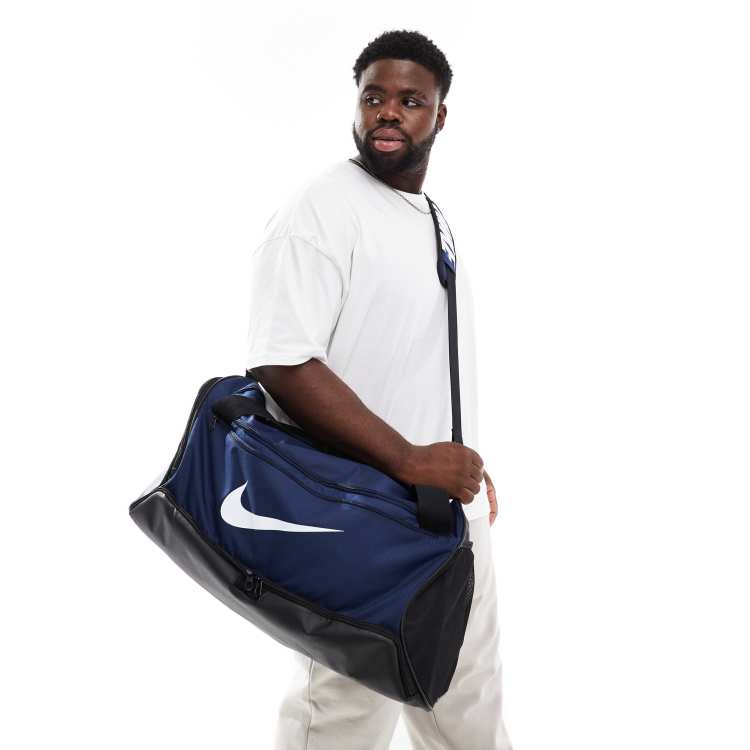 Nike training medium duffel bag in navy
