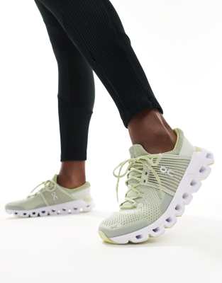 On Running Cloudswift trainers in light green | ASOS