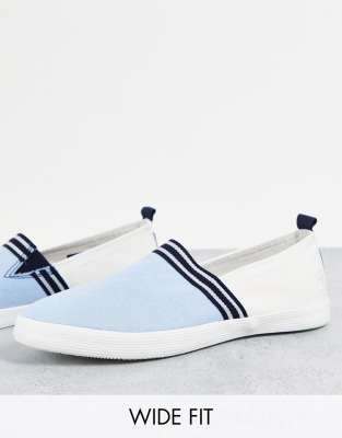 Original Penguin wide fit slip on plimsolls in blue/white | ASOS
