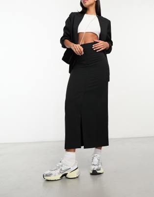 & Other Stories - Jupe longue stretch ajustée - Noir | ASOS