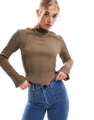 & Other Stories plisse top with split detail in mole | ASOS