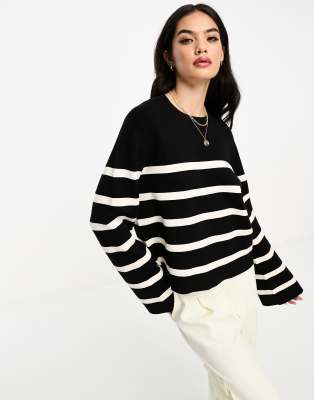 & Other Stories - Pull en maille à rayures - Blanc et noir | ASOS