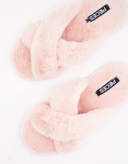 Women'secret Cross Over Fluffy Slippers In Pink, 45% OFF