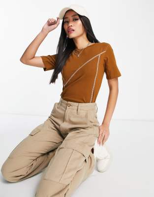 Pieces izzy t-shirt with seam detail in brown | ASOS