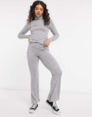 Pieces set knitted flares in gray | ASOS