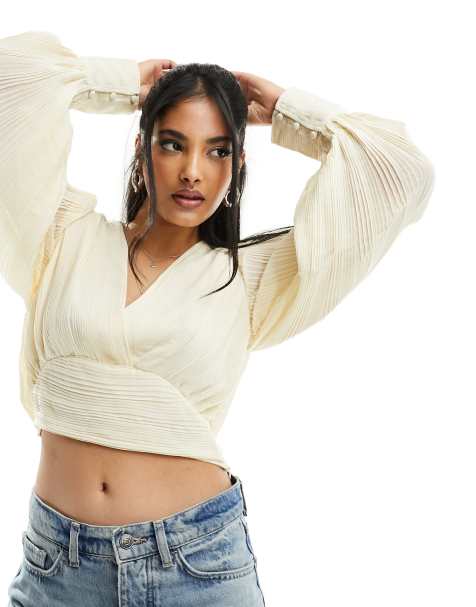 Page 25 - Women's Tops | Black, V Neck & High Neck Tops | ASOS