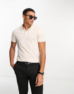 Polo de vestir color piedra de piqué de ASOS DESIGN | ASOS