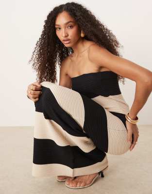 Pretty Lavish - Robe longue bandeau rayée en maille crochetée - Noir et taupe | ASOS