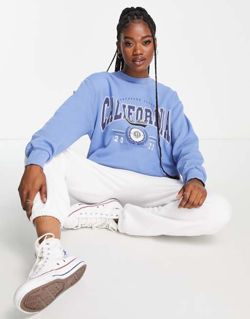 Pull&Bear – College-Sweatshirt in Blau mit Santa Clara-Print | ASOS