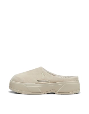 Puma Ca mule frost explorer sandal sneakers in off white | ASOS