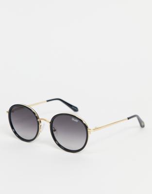 Quay Firefly Mini Unisex round sunglasses in black | ASOS