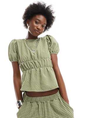 Reclaimed Vintage - Top met pofmouwen en groene gingham ruit, deel van ...