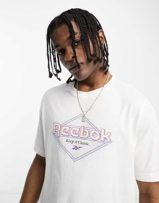 Reebok T-Shirt with classics print in white - WHITE | ASOS