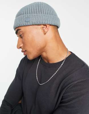 River Island - Bonnet style docker - Kaki | ASOS