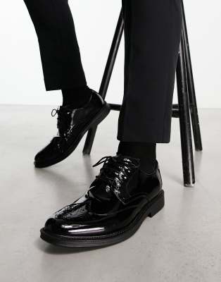 River Island – Derby-Lackschuhe in Schwarz im Budapester-Stil | ASOS