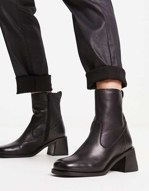 River Island leather panelled chunky boot in black | ASOS