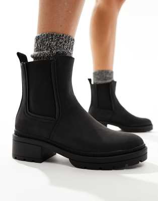 Rocket Dog Iggie Mid Boot in Black | ASOS