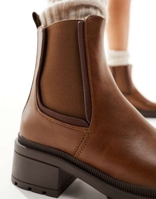 Rocket Dog Iggie Mid Boot in Brown | ASOS