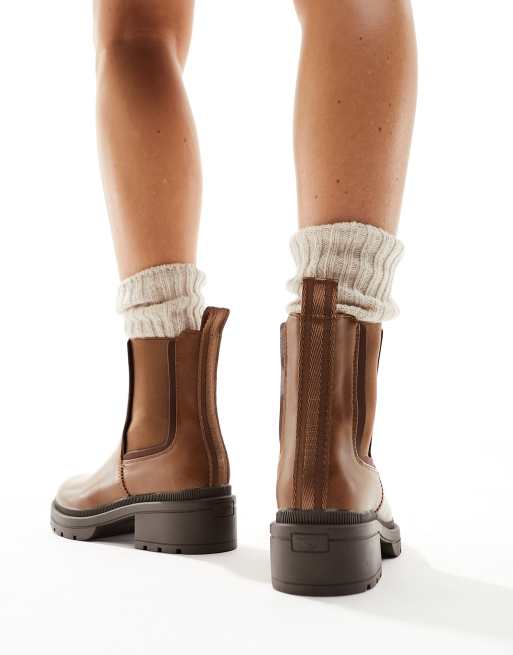 Rocket Dog Iggie Mid Boot in Brown | ASOS