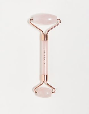Rodillo facial de cuarzo rosa de Revolution Beauty | ASOS