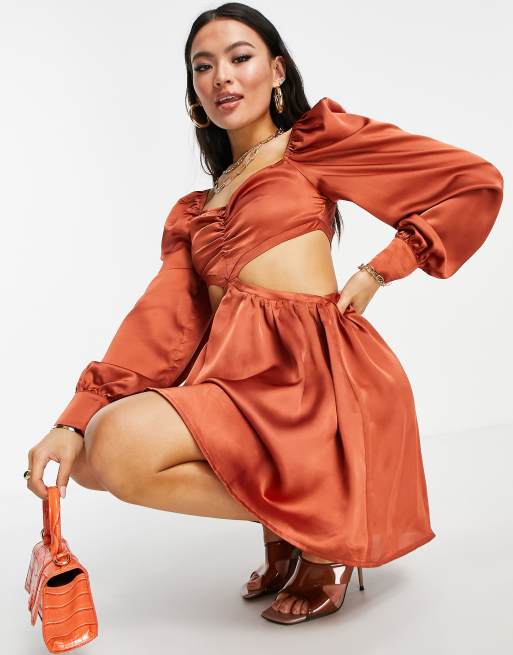 Saint Genies - Robe courte en satin à manches longues - Rouille | ASOS