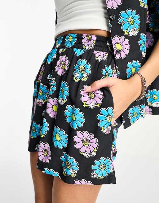 Santa Cruz - Short à imprimé fleurs des champs - Noir | ASOS