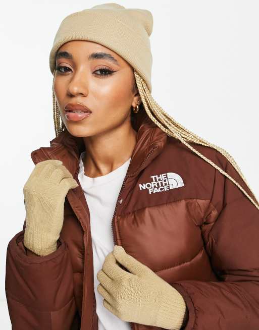 Set de regalo blanco hueso de guantes y gorro de SVNX | ASOS