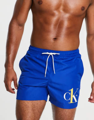 Shorts de baño azules de poliéster CK One de Calvin Klein - MBLUE | ASOS