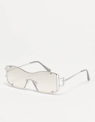 Skinnydip visor sunglasses in grey with smoked ombre lens | ASOS