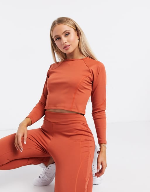 South Beach - Crop top met lange mouwen in roestbruin | ASOS