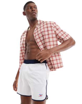 Speedo – Bademode – Volley-Badeshorts in Weiß mit 16 Zoll Schrittlänge ...