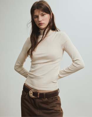 Stradivarius Basic high neck t-shirt in stone | ASOS