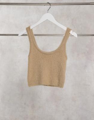Stradivarius - Crop top d'ensemble en maille duveteuse - Marron | ASOS