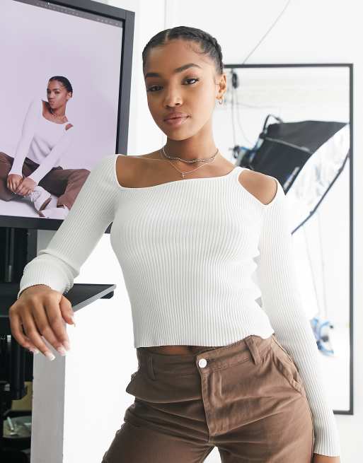 Stradivarius cut out knit jumper in ecru | ASOS