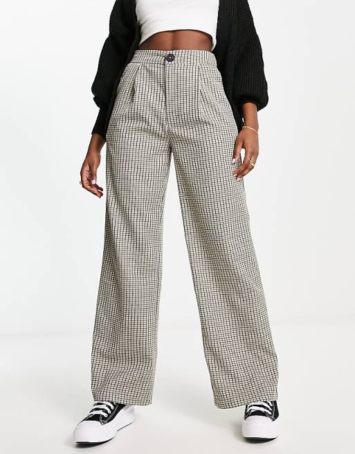 Stradivarius – Dopasowane spodnie dad fit w kratkę | ASOS Stradivarius – Dopasowane spodnie dad fit w kratkę | ASOS
