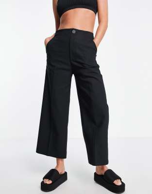 Stradivarius - Jupe-culotte ajustée - Noir | ASOS