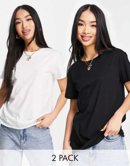 Stradivarius - Lot de 2 t-shirts oversize - Noir et blanc | ASOS