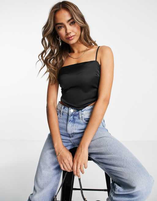 Stradivarius Schwarzes Camisole Top Aus Satin Mit Zipfelsaum Asos