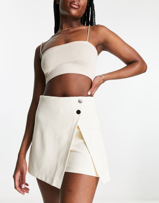 Stradivarius Skort Met Overslag In Wit Asos