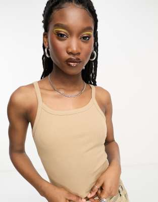 Stradivarius - STR - Débardeur côtelé sans coutures - Fauve | ASOS