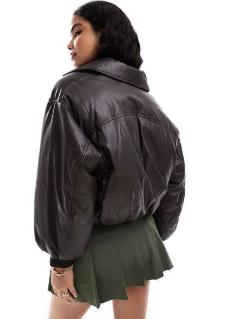 Stradivarius - STR - Doudoune courte en similicuir - Chocolat | ASOS