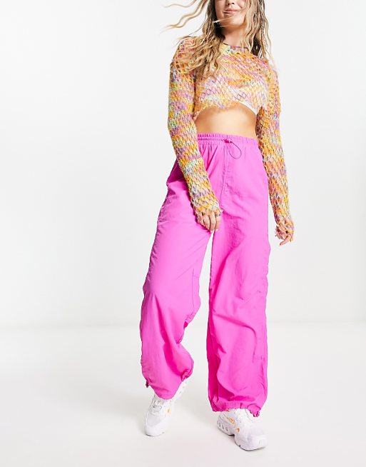 Stradivarius – STR – Fallschirm-Hose aus Nylon in Rosa | ASOS Stradivarius – STR – Fallschirm-Hose aus Nylon in Rosa | ASOS