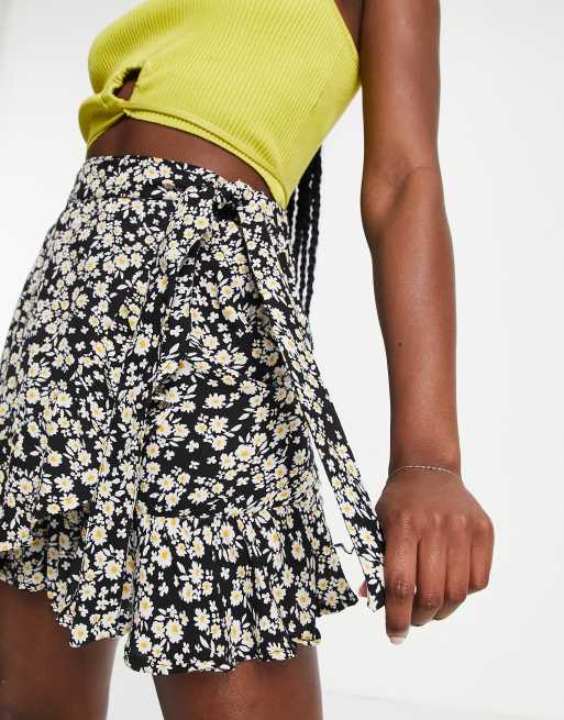 Stradivarius STR wrap mini skirt in daisy floral print | ASOS