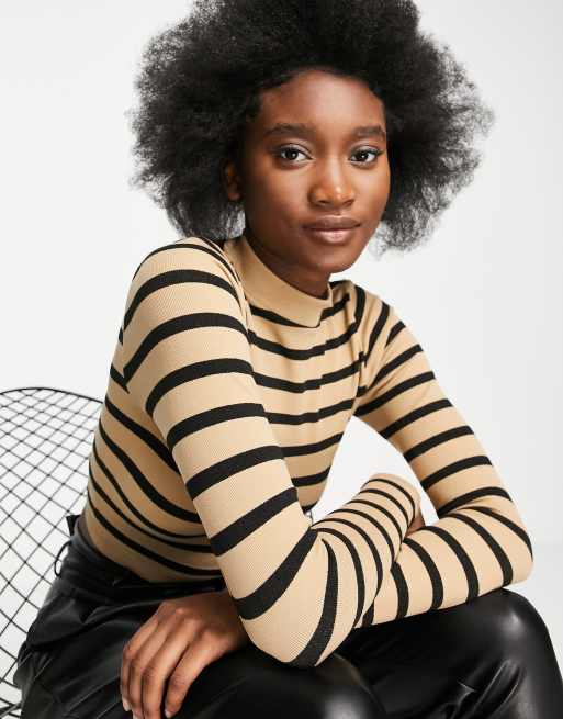 Stradivarius - Top à manches longues - Fauve/rayures noires | ASOS