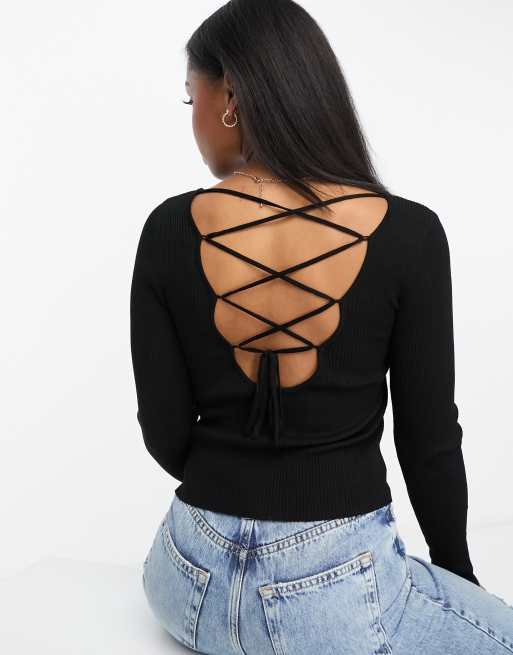 Stradivarius - Top en maille avec lanières croisées à l'arrière - Noir | ASOS