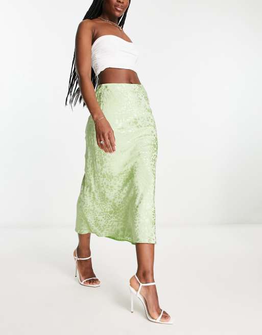 Style Cheat - Jupe mi-longue en jacquard de satin - Citron vert | ASOS